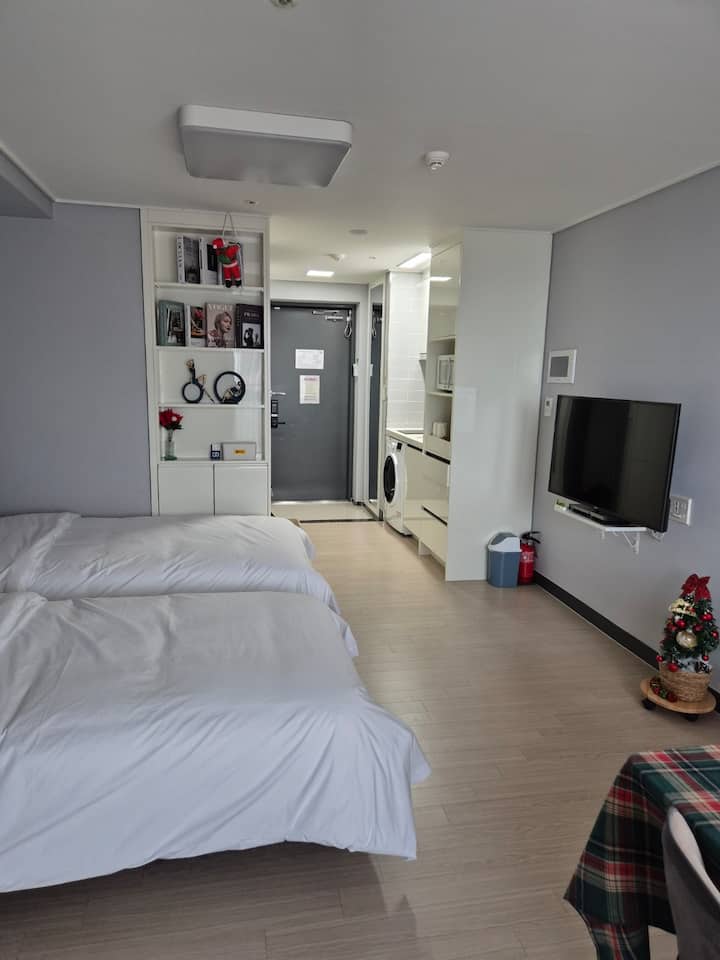 3#무료주차#여수여행 #여수숙소#크롬캐스트#여수#Yeosu#여수 가족여행
#헬로여수 - Yeosu-si