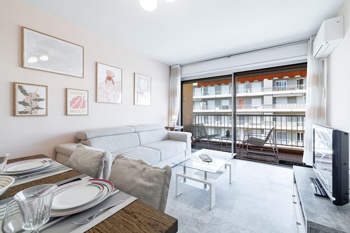 Superbe 2p à 150m De La Plage • Climatisé - Menton