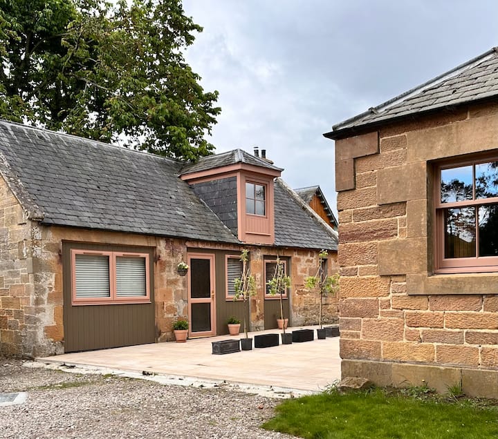 Coach House, Old Manse, Dornoch - Dornoch