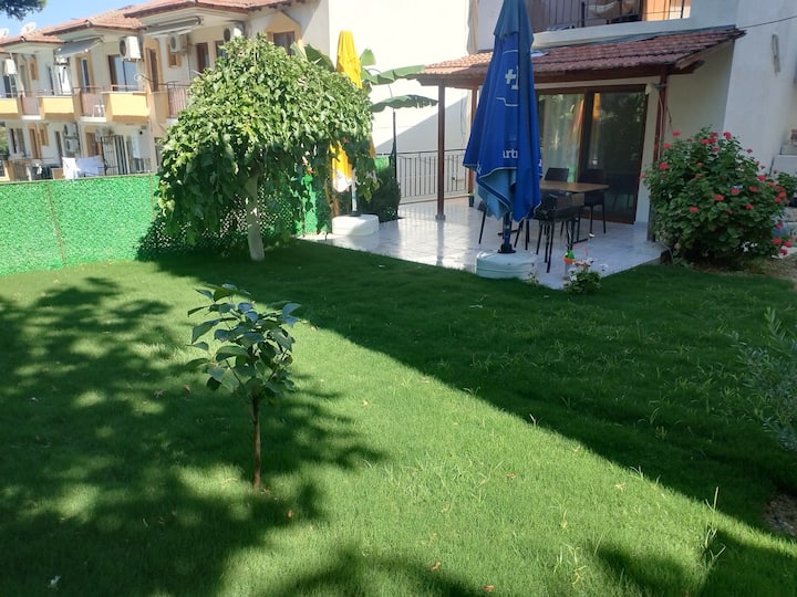 Kandnlar D.plaja 100m Luks Villa - Kuşadası