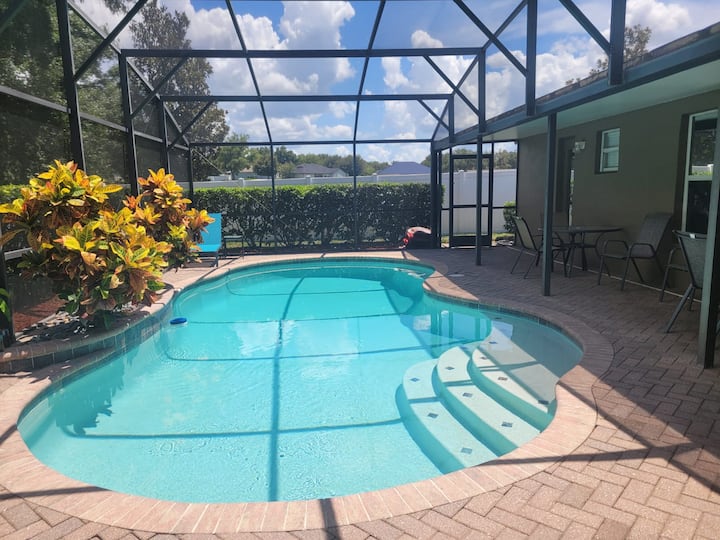 Bbq Grill | Wi-fi | Pool Access | 20 Min Disney - Ocoee, FL