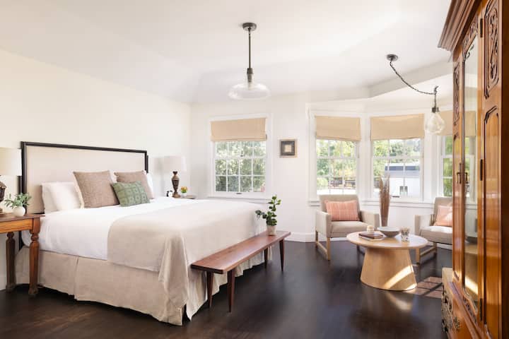 Ballard Inn - Corner King - Solvang, CA