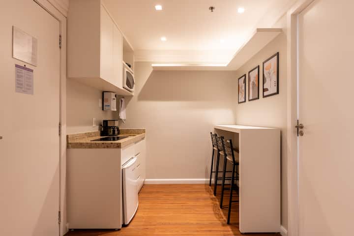 Apartamento 2 Quartos Moderno Com Varanda - Brasília
