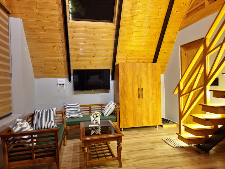 A-cabin W/ Sunken Spa-jaccuzi | Ac | Valley View - Himachal Pradesh