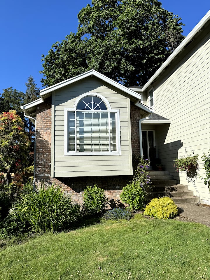 Peaceful, Central To Everything! - Eugene, OR