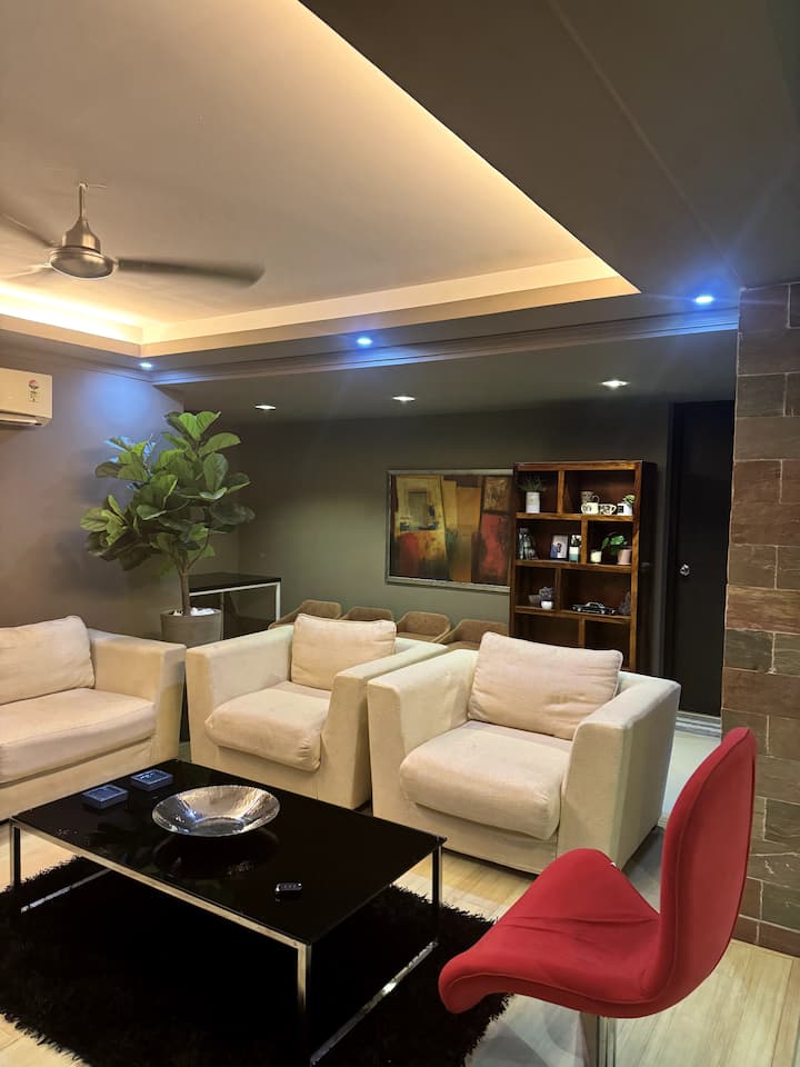 The Urbanvogue Penthouse - 4bhk - Kochi