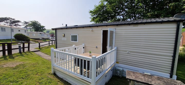 Newquay Bay Holiday Resort, Caravan No 65 - Newquay