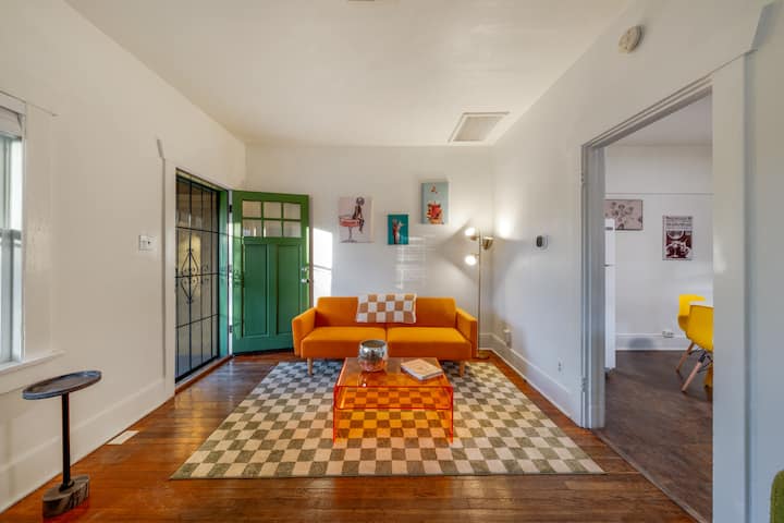 Close To Uofa | Stylish & Cozy | Porch | 1 Br 1 Ba - Sonora