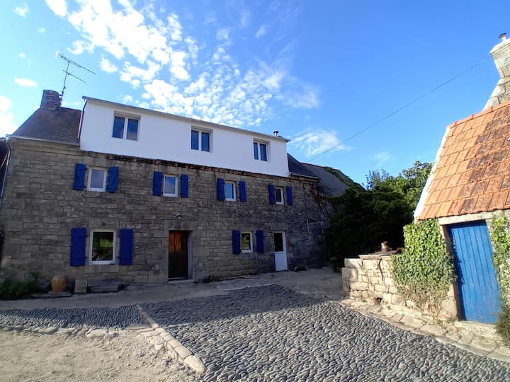 Vielle Longère Bretonne  ! Logement Entier - Pointe du Raz