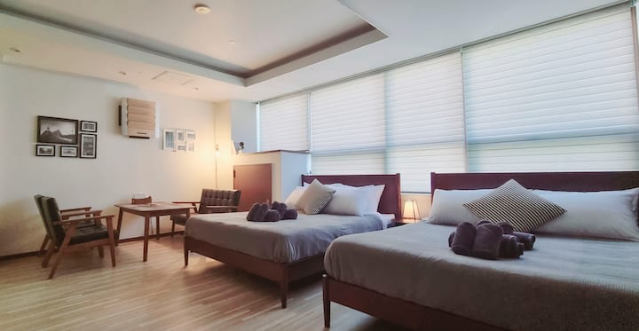 Anguk Station 서울중심부 위치 2bed 1bath
인사동 쌈지길 북촌 한옥마을 - 서울특별시