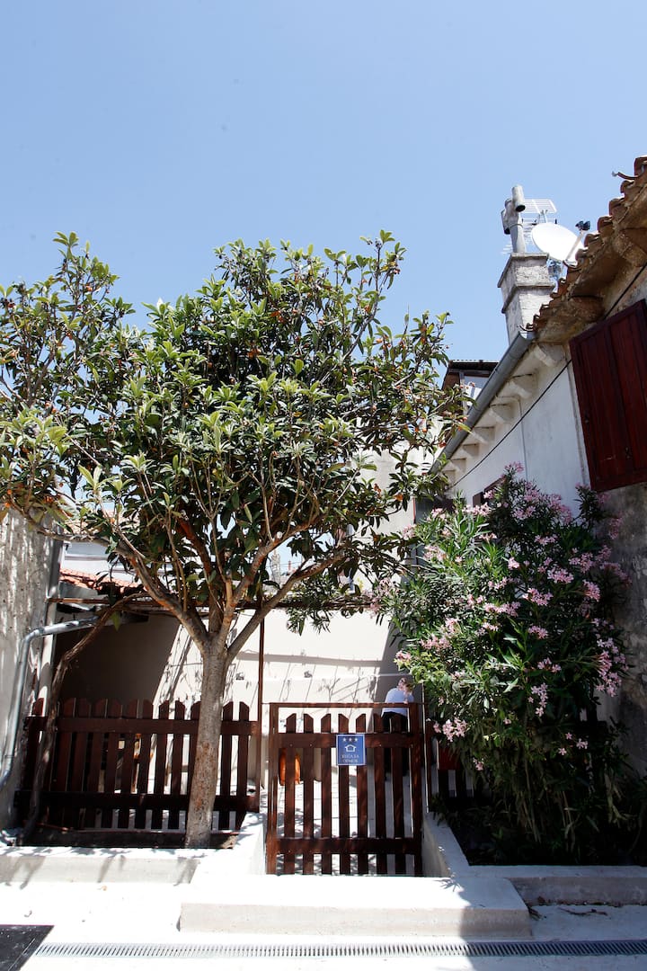 House In Pomer - Banjole
