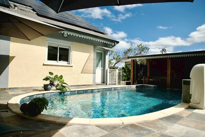 Le Cryptomeria - Piscine Chauffée Et Jacuzzi - Saint-Pierre