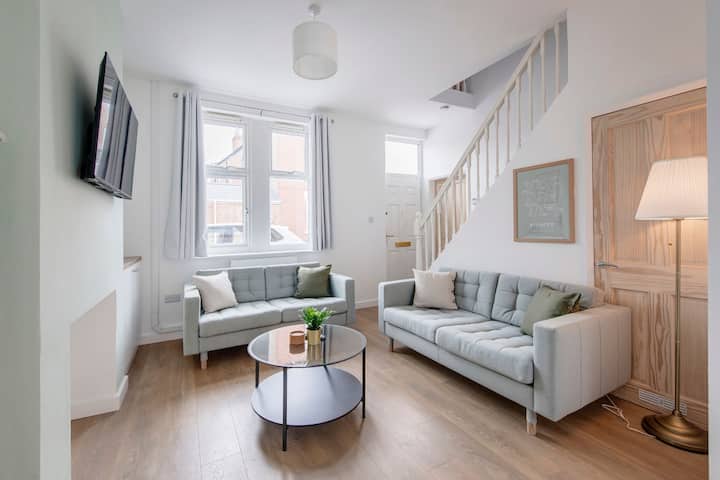 Contractor Friendly 3-bed | Free Parking | Wi-fi - Mickleover - Derby