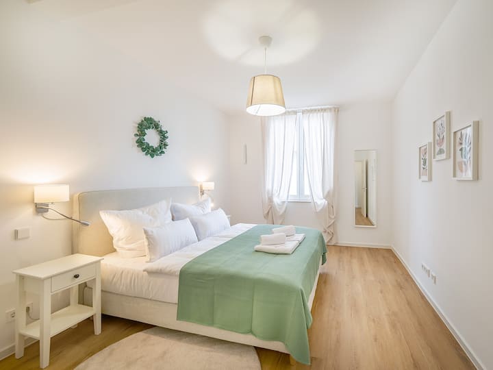 Design Flat In A Beautiful Historic Building - Karlsruhe