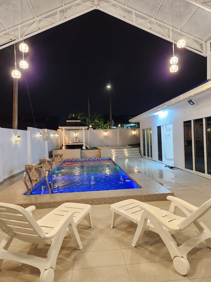 Astana Ria D'raja Homestay - Seremban