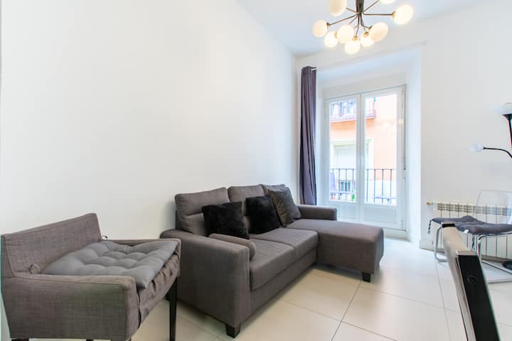 Apartamento En Gran Via Prime!* 4 Habitaciones* - 馬德里