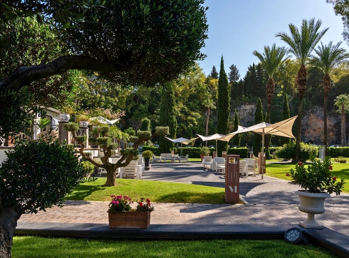 Book Your Private Event, 27 Minutes From Naples - Campania