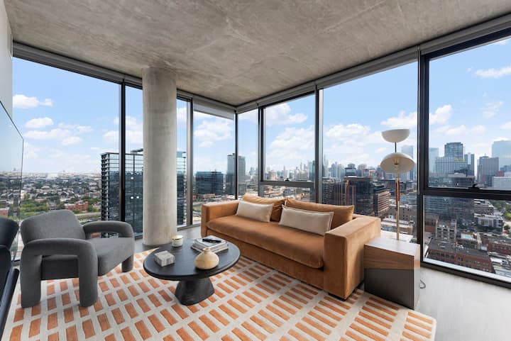 Sky-high 2br W/ Gym & City Views - Hanson Park - Chicago