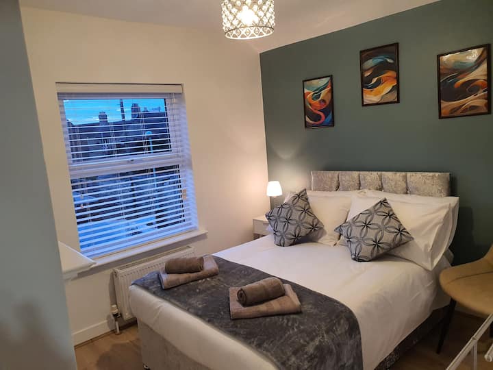 Lowestoft Contractor Home 4 You - Best £ Direct - Kessingland