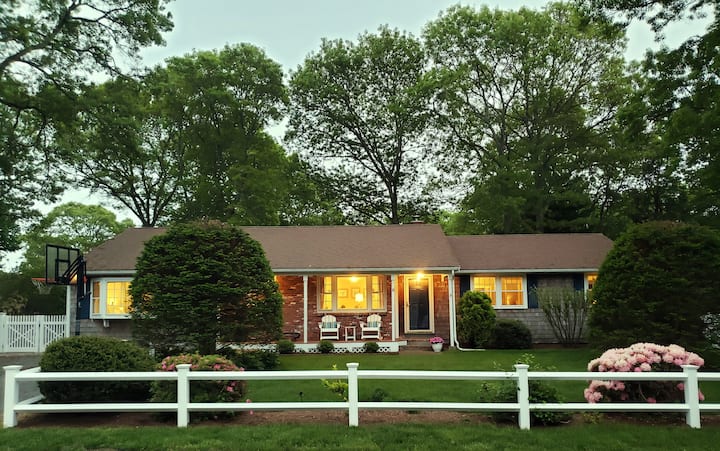 Walk To Association Beach/kayaks & Bikes Included! - Falmouth, MA