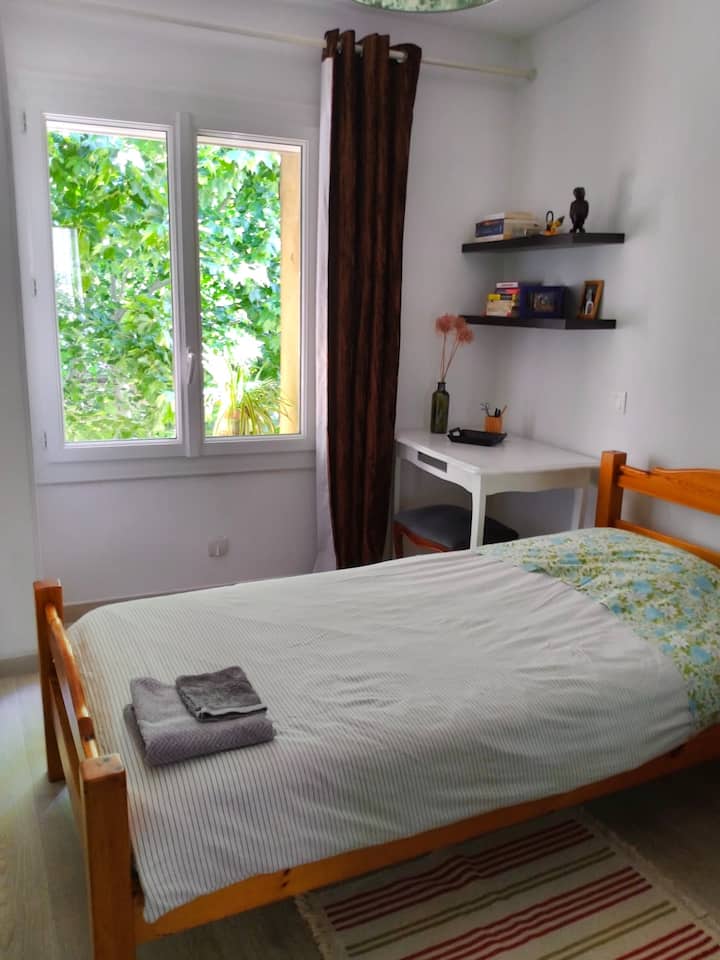 Jolie Chambre Dans Le Centre - Manosque