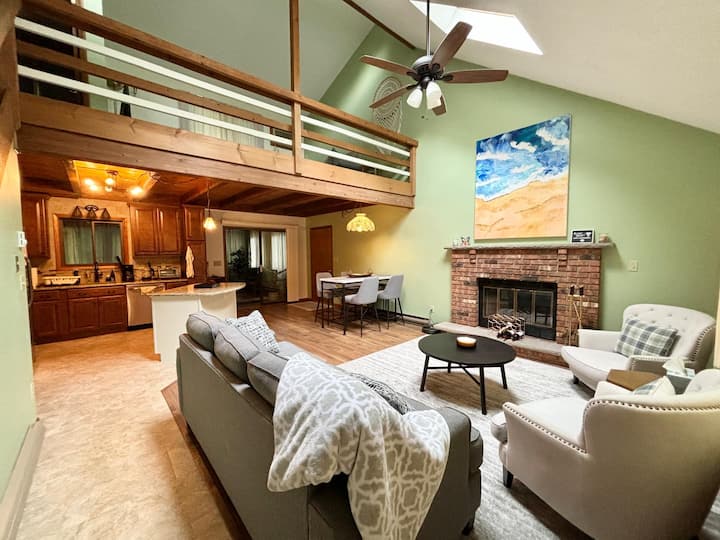 Cozy Cottage-four Star Community - Lake Ariel