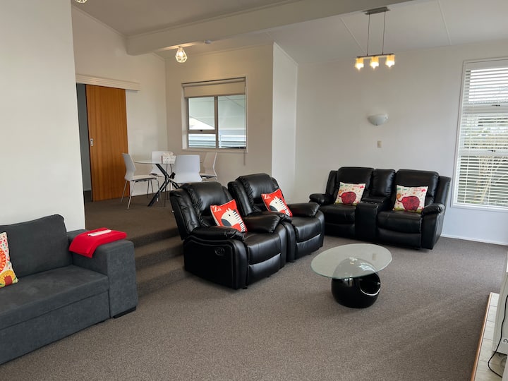 Palmy Hideaway - Dog Friendly - Palmerston North