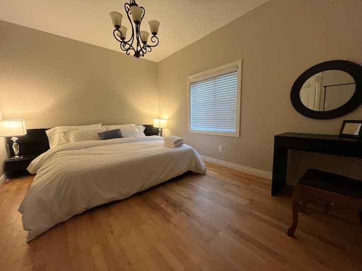 King Room -Private Bath-j&j Chilliwack - Chilliwack
