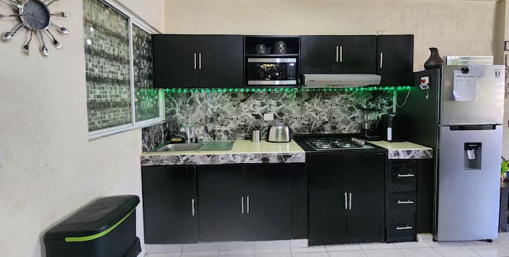 Casa Completa Y Cómoda. 8 Personas - Villahermosa