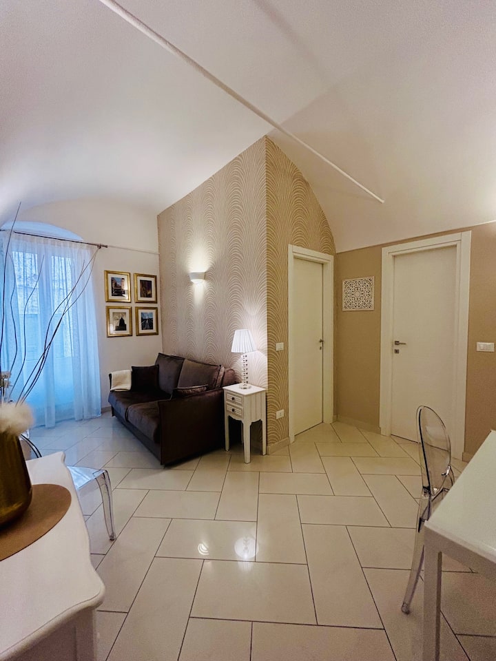 Il Nido Nel Carruggio. Centro.
Spiaggia Inclusa. - San Remo