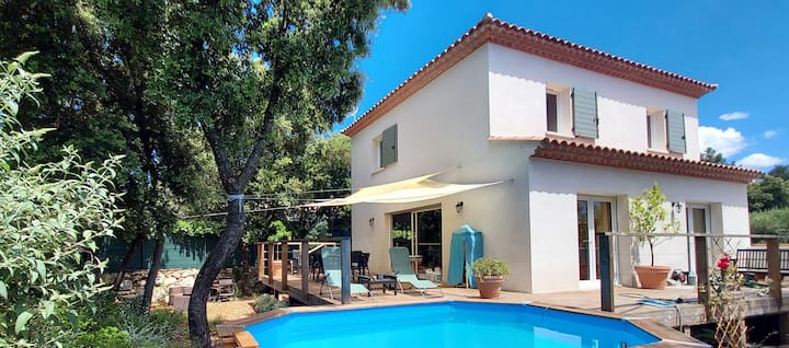 Villa Garrigue - Piscine, Parking, Maison Entière - Castries