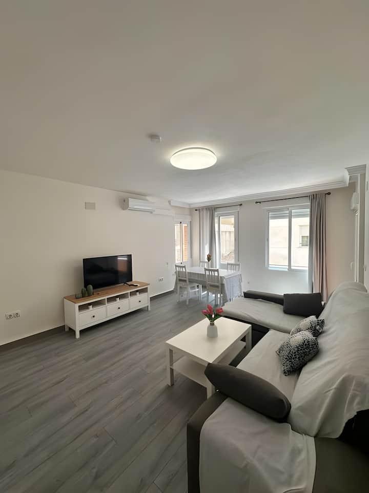 Mediterranean Breeze - Málaga