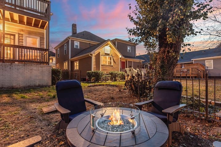 Sunlit 3br W/ Firepit + Patio In Old Fourth Ward - Atlanta, GA