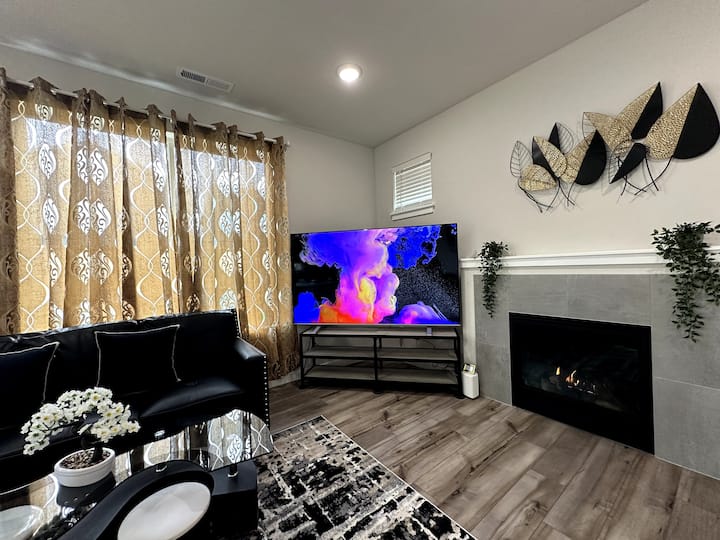 23. Pristine Villa: 2024 Built, Central Ac, Fenced - Marysville