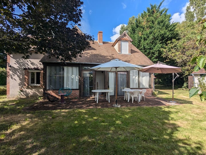 Maison Calme Avec Terrain - Vierzon