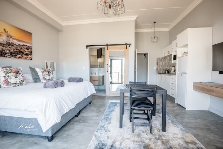 Unit 3 House Kelné Pringle Bay Self Catering - Pringle Bay