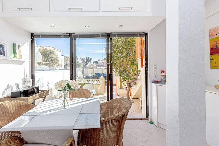 Calle Eneas Apartamentai Su Kiemeliu - Rojales