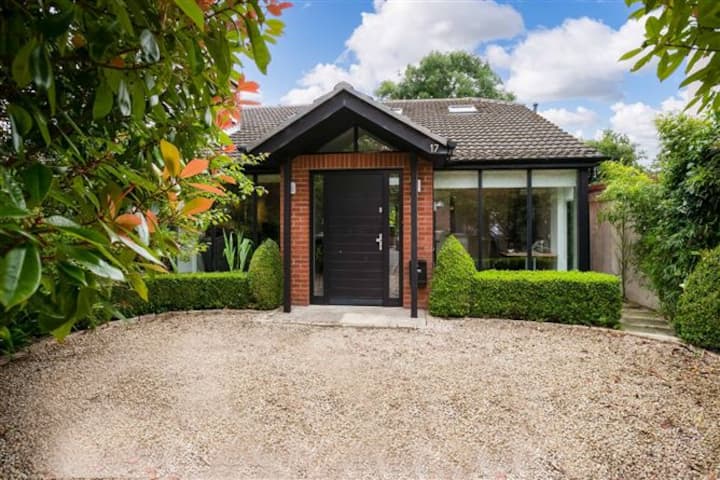 Stylish, Modern Home By "Irelands Amalfi Coast" - Dublin