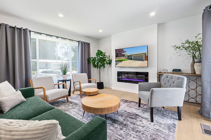 Upscale 3bd/2ba; 2mi To Apple & Kaiser, Workspaces - Sunnyvale, CA