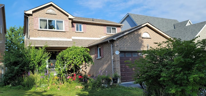 Private Basement Suite In Ajax - Pickering