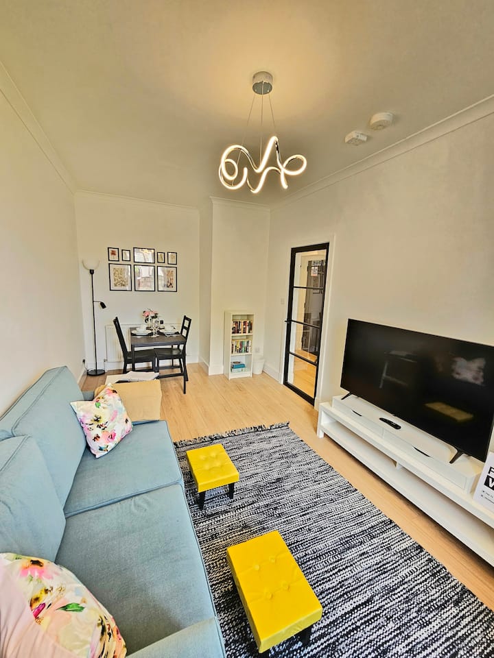 Inverness City Centre Modern Apartment - Inverness