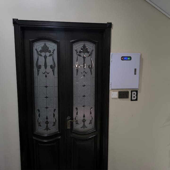 Home Away From Home Properties Llcfirst Floor B - Karachi