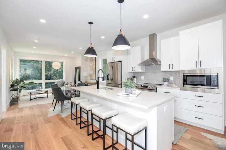 Furnished 2br Condo – Long Stays – Near Metro - Washington, DC