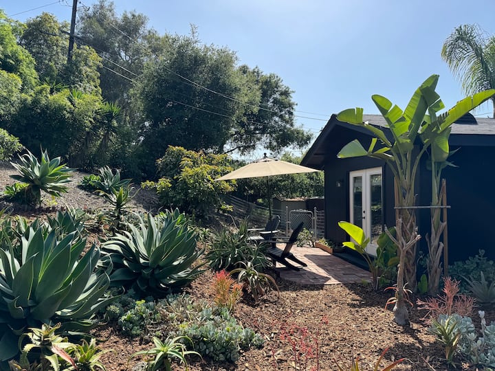 Unique Weekend Retreat W/hot Tub, Views And Goats! - Montecito, CA