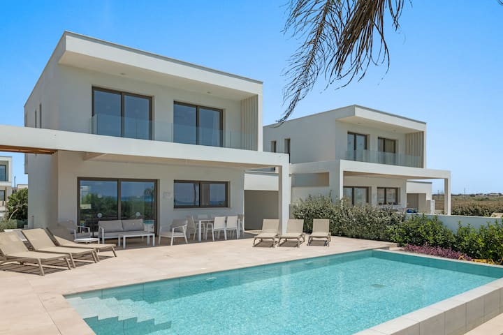 Serenity Waves Villa 7 - Larnaka