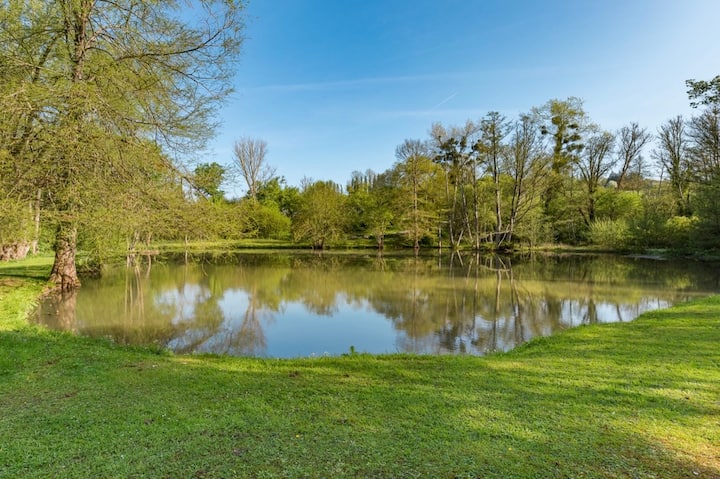 Domaine Complet De 5 Gîtes - Orne