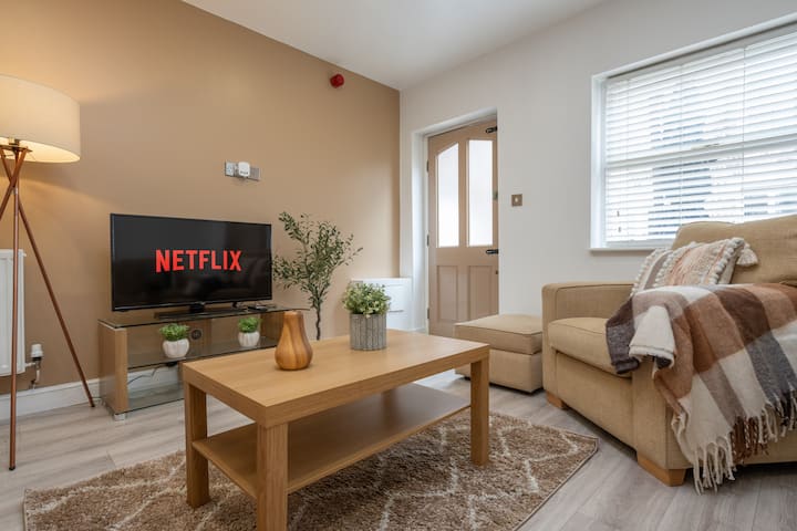 Cosy Central Apartment - Free Nearby Parking - Liverpool