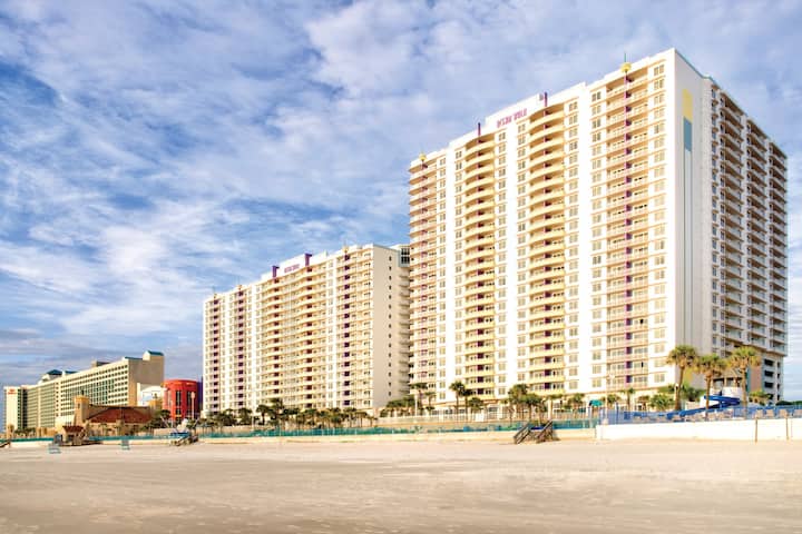 2 Br Condo Wyndham Ocean Walk - Daytona Beach, FL