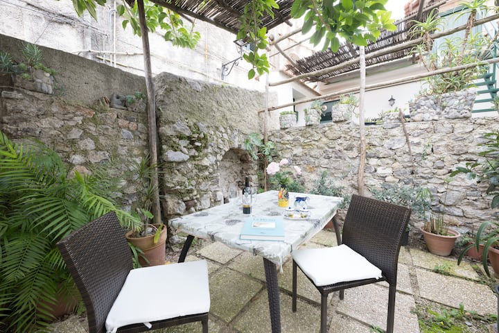 Terrazza Positano B&b - 아트라니