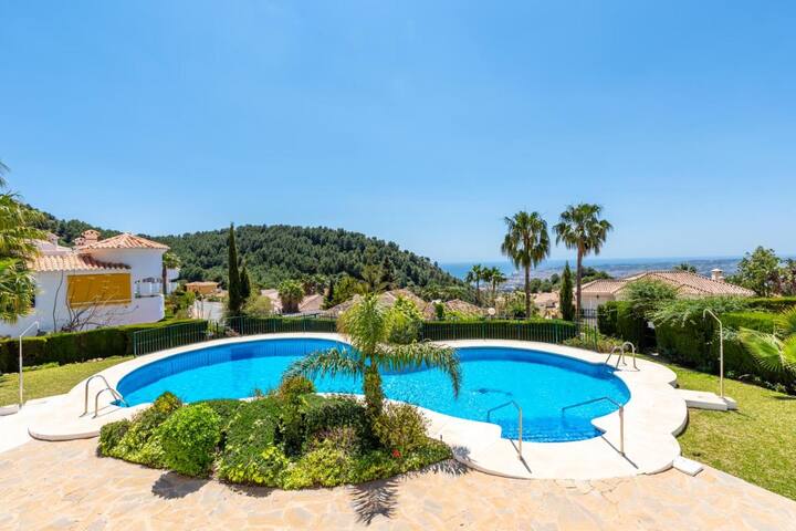 Nice And Cozy Semi-detached House With Views. - Benalmádena